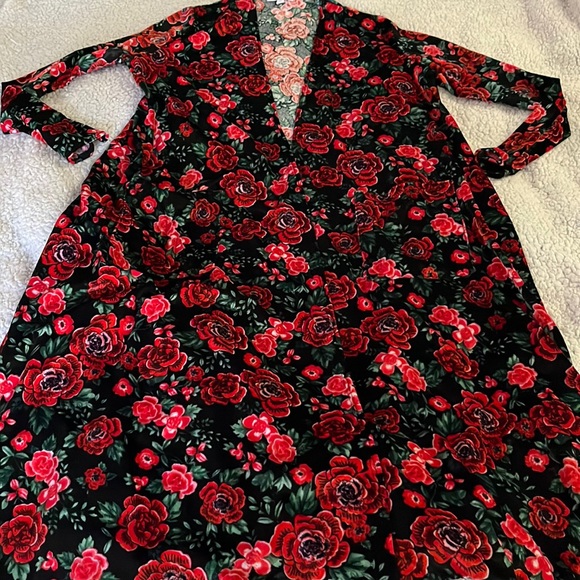LuLaRoe | Jackets & Coats | Red Rose Velvet Open Front Jacket M Black ...